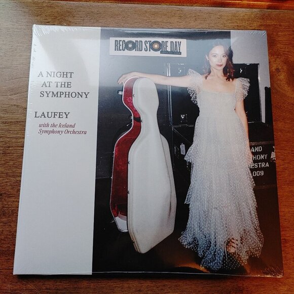 Laufey | Media | Laufey A Night At The Symphony Record Store Day Vinyl ...